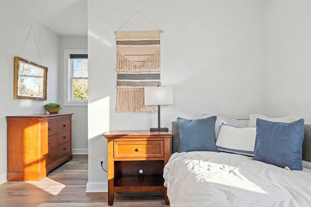 Duke Area Retreat 3BR Home, 6 Miles to Duke Reviews, Deals & Photos ...