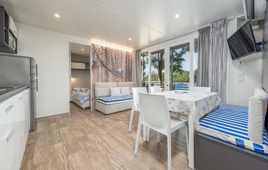 Strandfront-wohnwagen In Drage - Murter