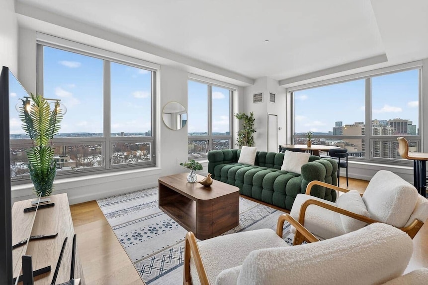 2br/2ba Downtown | Skyline Views + Luxury Comfort - Roslindale - Boston