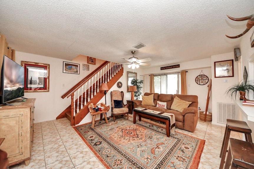 Texas-themed 2br Retreat|houston Area|ev Charger - Crosby, TX