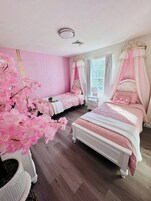 Casa, 4 quartos, acessível, sacada | 4 quartos