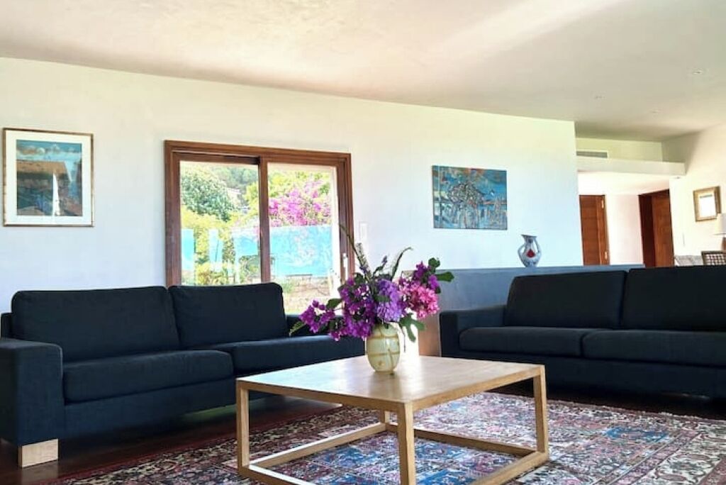 Exceptional Villa 150m From The Seafront With Swimming Pool And Beautiful Garden. - Lumio