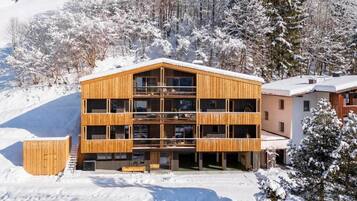 Apartamento Design, varanda, vista para a montanha | Exterior