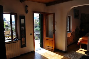 Quarto casal básico, vista para o mar | Parte interna