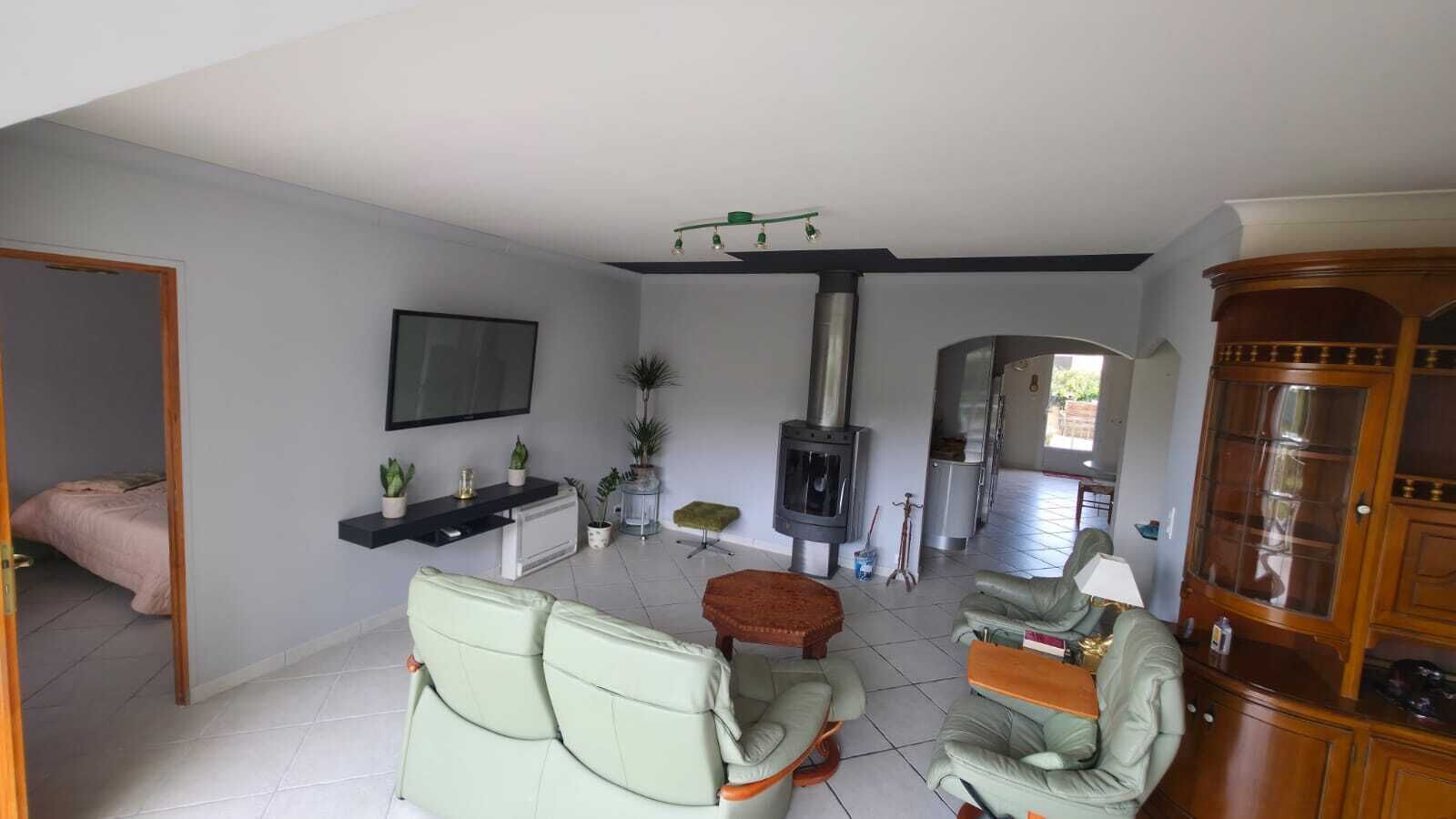 Villa 110 M², Large Enclosed Garden, Secure Parking, 150 M From The Sea, - Bandol