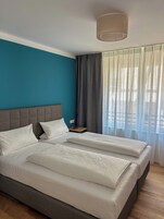 Apartamento, varanda | Cofre no quarto, Wi-fi grátis