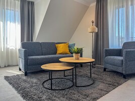 Apartamento, varanda | Sala de estar