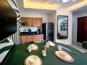 Apartamento, 2 quartos, varanda | Interior