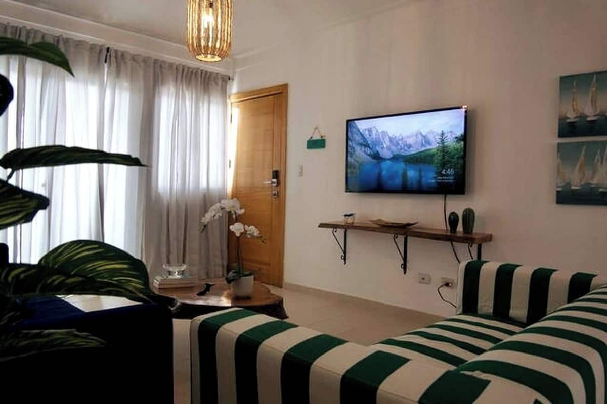 Apartamento, 2 quartos, acessível, sacada | Comodidades do quarto