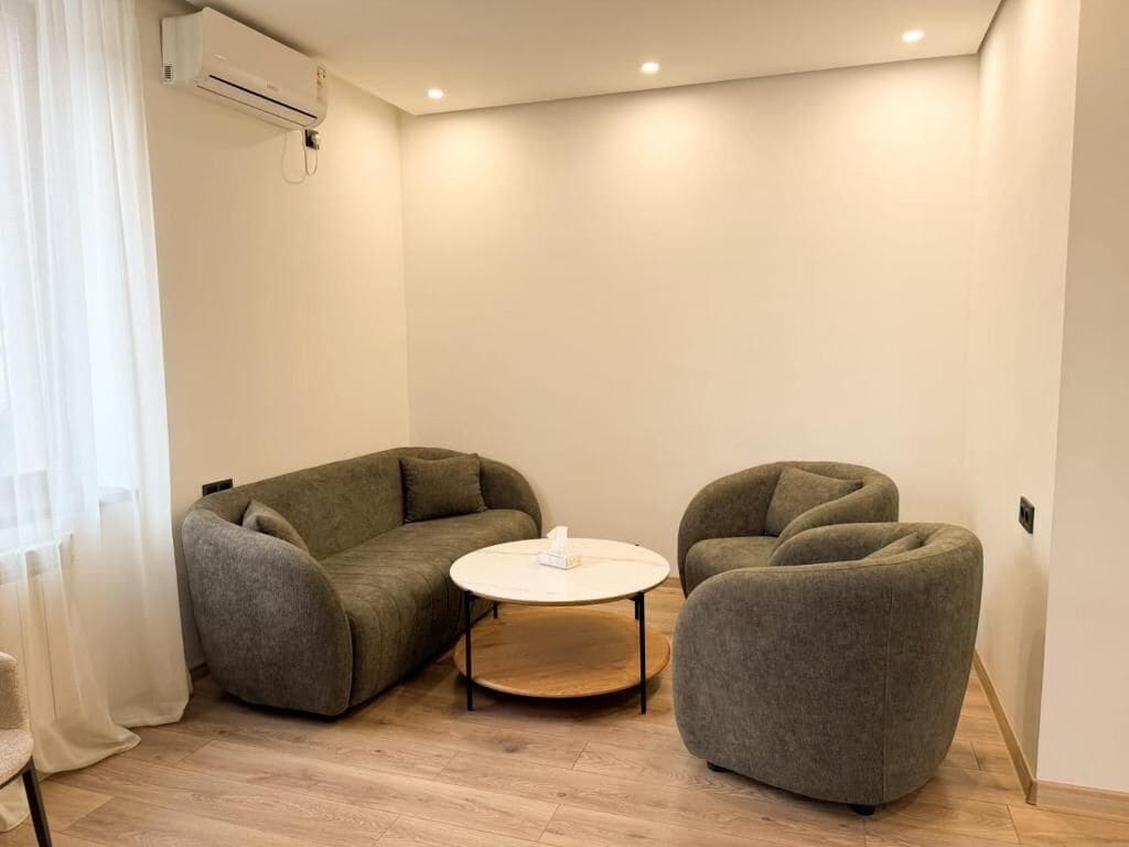 Quarto Quádruplo Familiar | Ferro/tábua de engomar, Wi-fi grátis, roupa de cama fornecida 