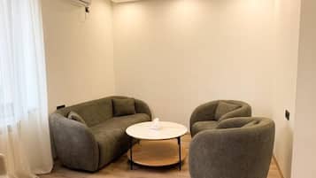 Quarto Quádruplo Familiar | Ferro/tábua de engomar, Wi-fi grátis, roupa de cama fornecida