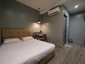 Quarto Duplo Standard | Secretária, Wi-fi grátis 