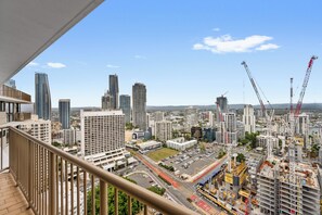 Apartamento, varanda, vista para o oceano | Vista da varanda