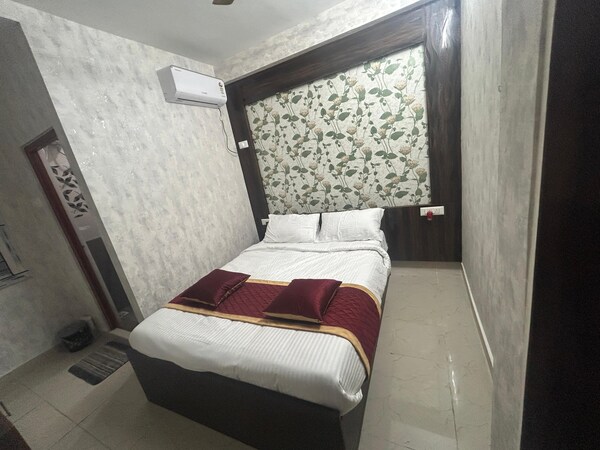 Sai Plaza Lodge - Tiruchirappalli