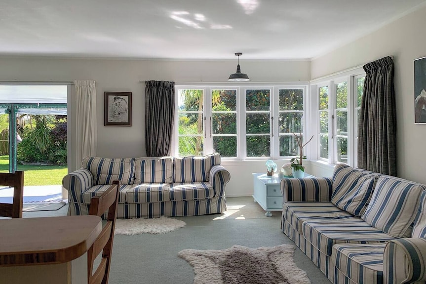 Orange Grove Homestead - Spacious Garden Holiday Home - Kerikeri