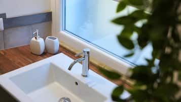 Quarto Duplo Deluxe | Casa de banho