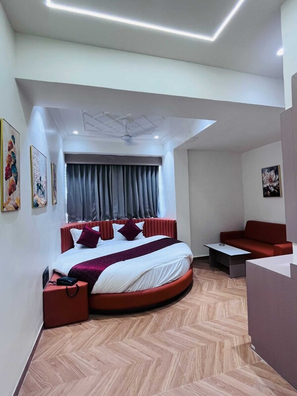 Hotel Lee Prime - Ahmedabad