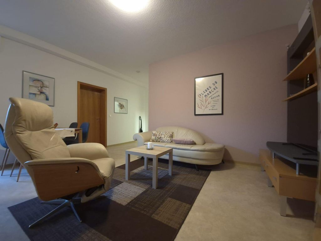 Ferienwohnung Annenblick - Appartement/fewo, Dusche, Wc, 1 Schlafraum - Sankt Wendel