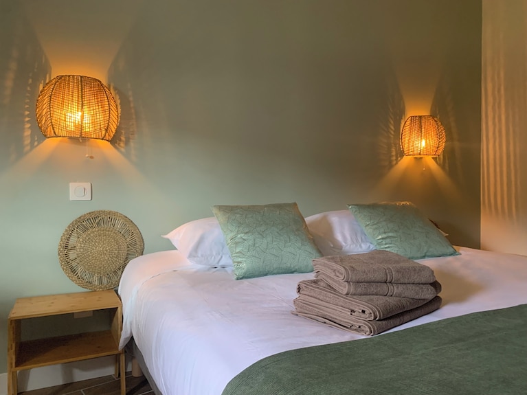 Maison D'hôtes & Spa Table D'hôtes : L'écurie De Luzerand - Luc-en-Diois