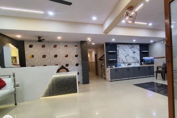 Hotel Shreenidhi Dwarka - Dwarka