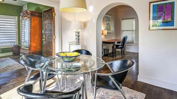 Casa (2 Bedrooms) | Interior