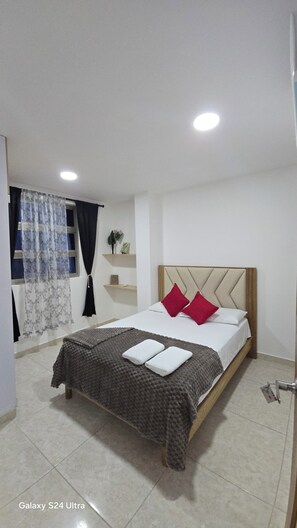 Apartamento | Com decoração personalizada, com mobília individualizada, Wi-fi grátis 