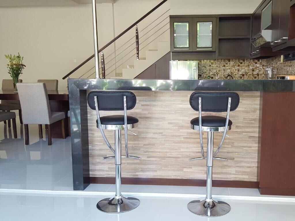 Vila, 3 quartos, piscina particular, vista para o jardim | Opções para refeição