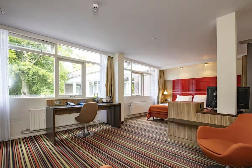 Relaxing Getaway With Free Parking, Garden Picnic Area & Bike Trails - Leusden