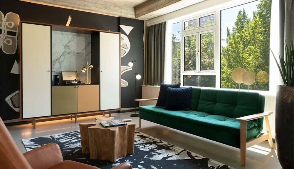 Art-inspired Boutique Hotel Room In Central Rotterdam Near Restaurants & Shops - Rotterdam