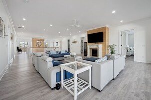 Casa, vários quartos | Sala de estar