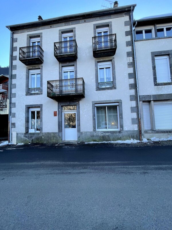 La Feessence Boisee - 2/4 Pers - Auvergne