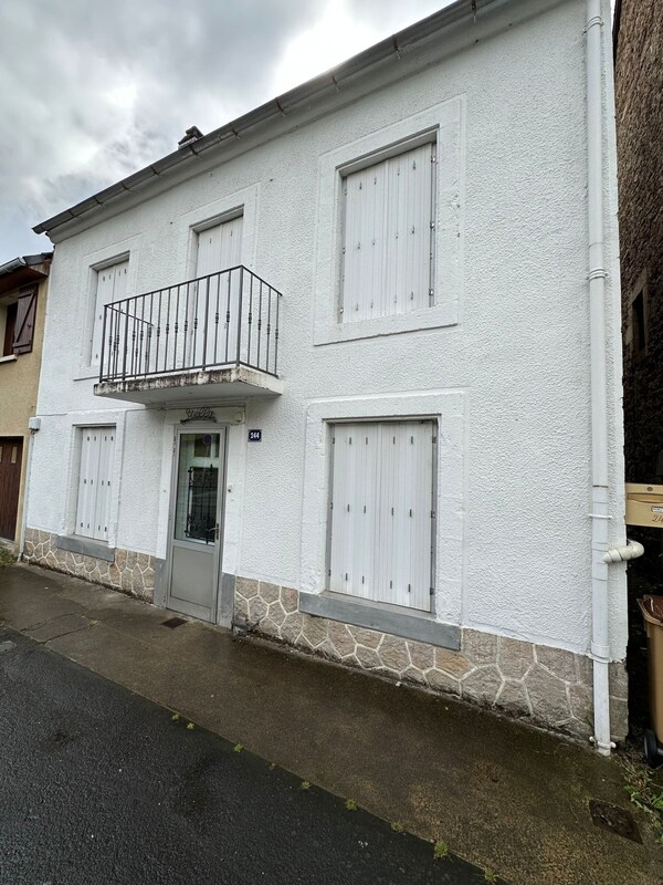 Centrally Located Villa In Mont-dore - Murat-le-Quaire