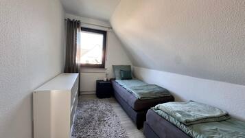 Casa | 2 quartos, individualmente mobiliados