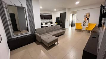 Apartamento, 2 quartos | Sala de estar