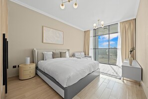 Apartamento, varanda, vista para o mar | Ferro/tábua de engomar, Wi-fi grátis 