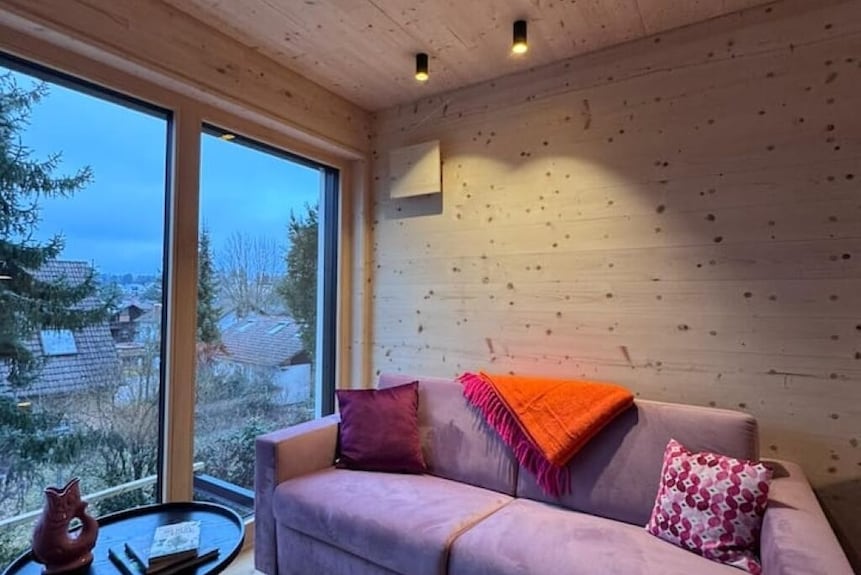 Peony With Whirlpool | Rosenhof | Seeglueck - 康士坦茨