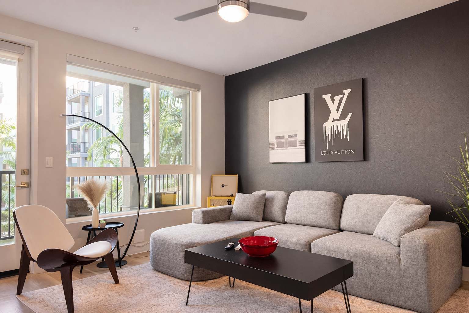 Designer Apartment W/ Pool & Gym 10 Min To Disney - Santa Ana Zoo, Santa Ana