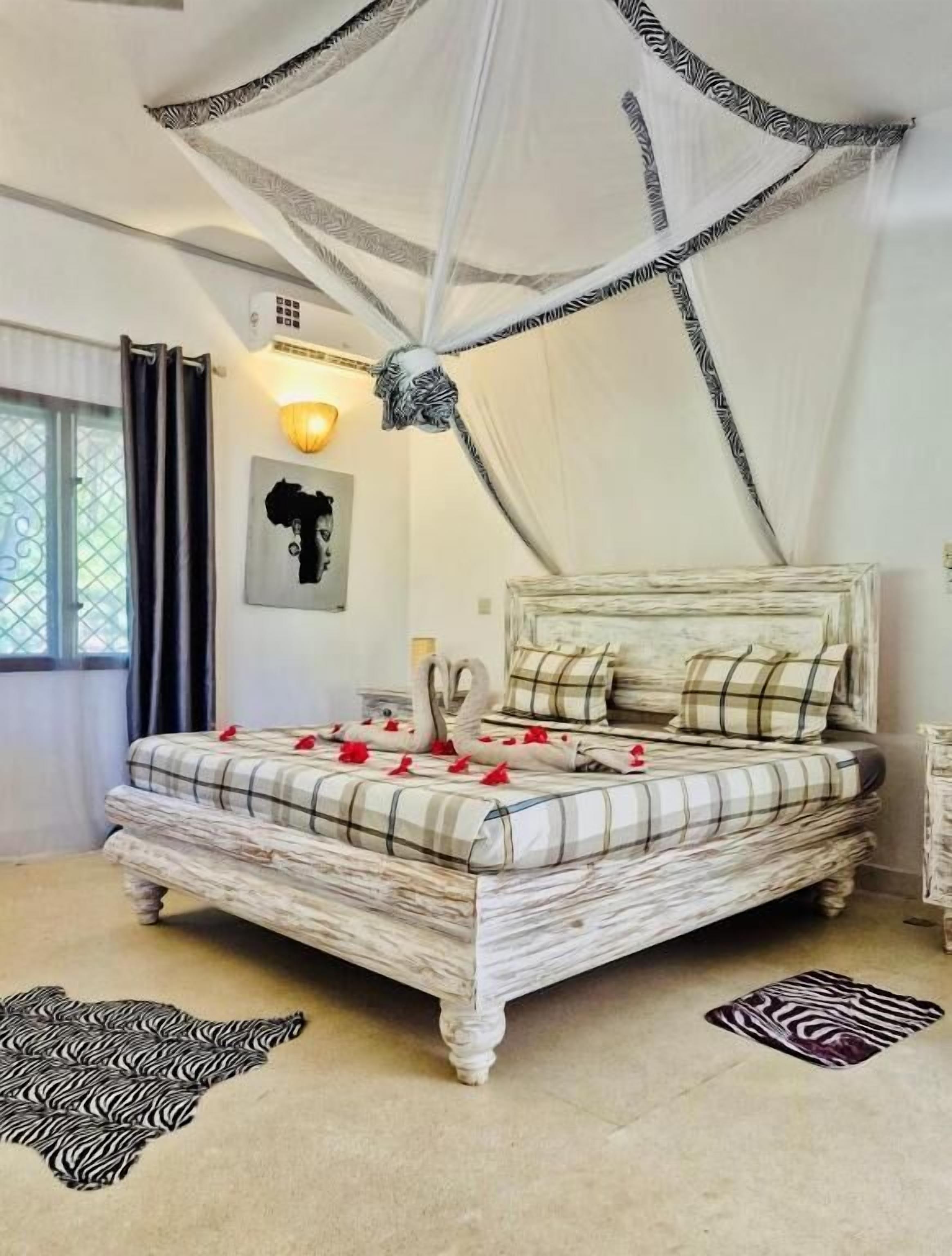 Quarto Duplo Deluxe, vista para o jardim | Wi-fi grátis, roupa de cama fornecida 