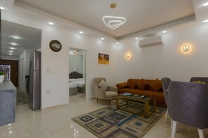 Quarto casal ou duplo luxo, sacada | Parte interna