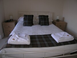 Quarto casal standard, vista para a montanha | Roupas de cama antialérgicas, cortinas blackout, Wi-Fi de cortesia