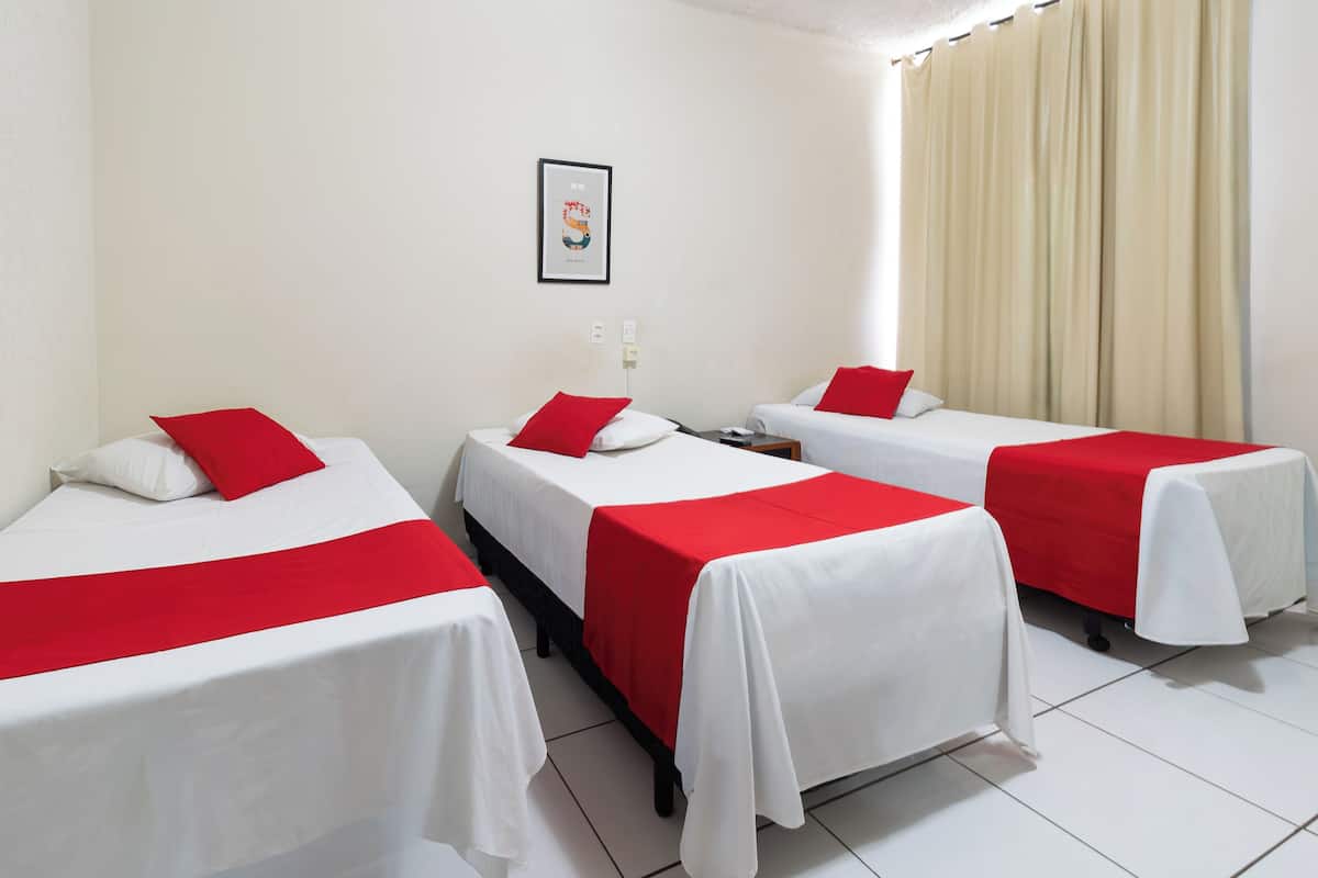Quarto Triplo Standard, 3 camas individuais | Wi-fi grátis