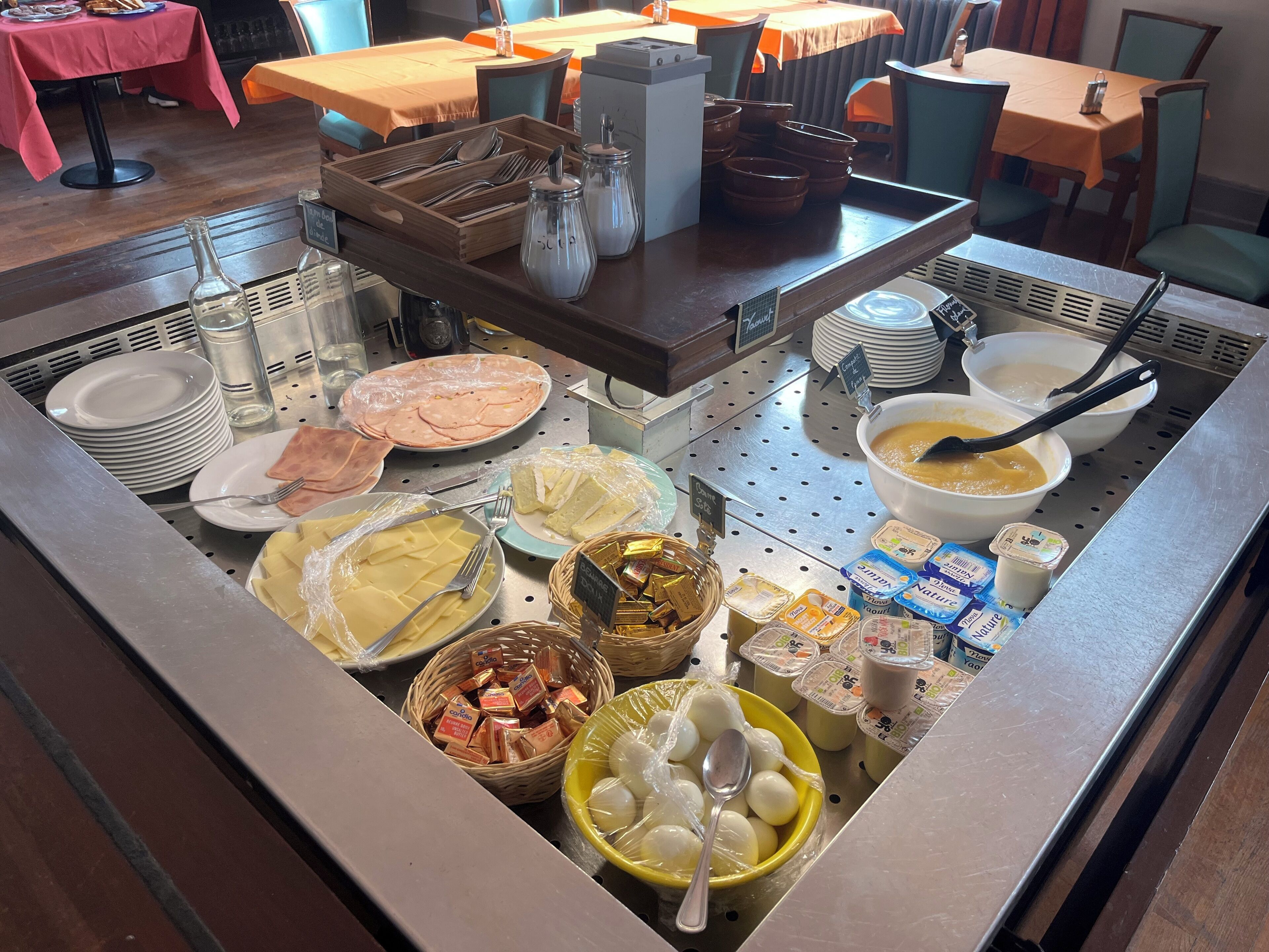 Café da manhã continental grátis todos os dias