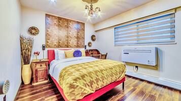 Escrivaninha, espaço de trabalho para notebook