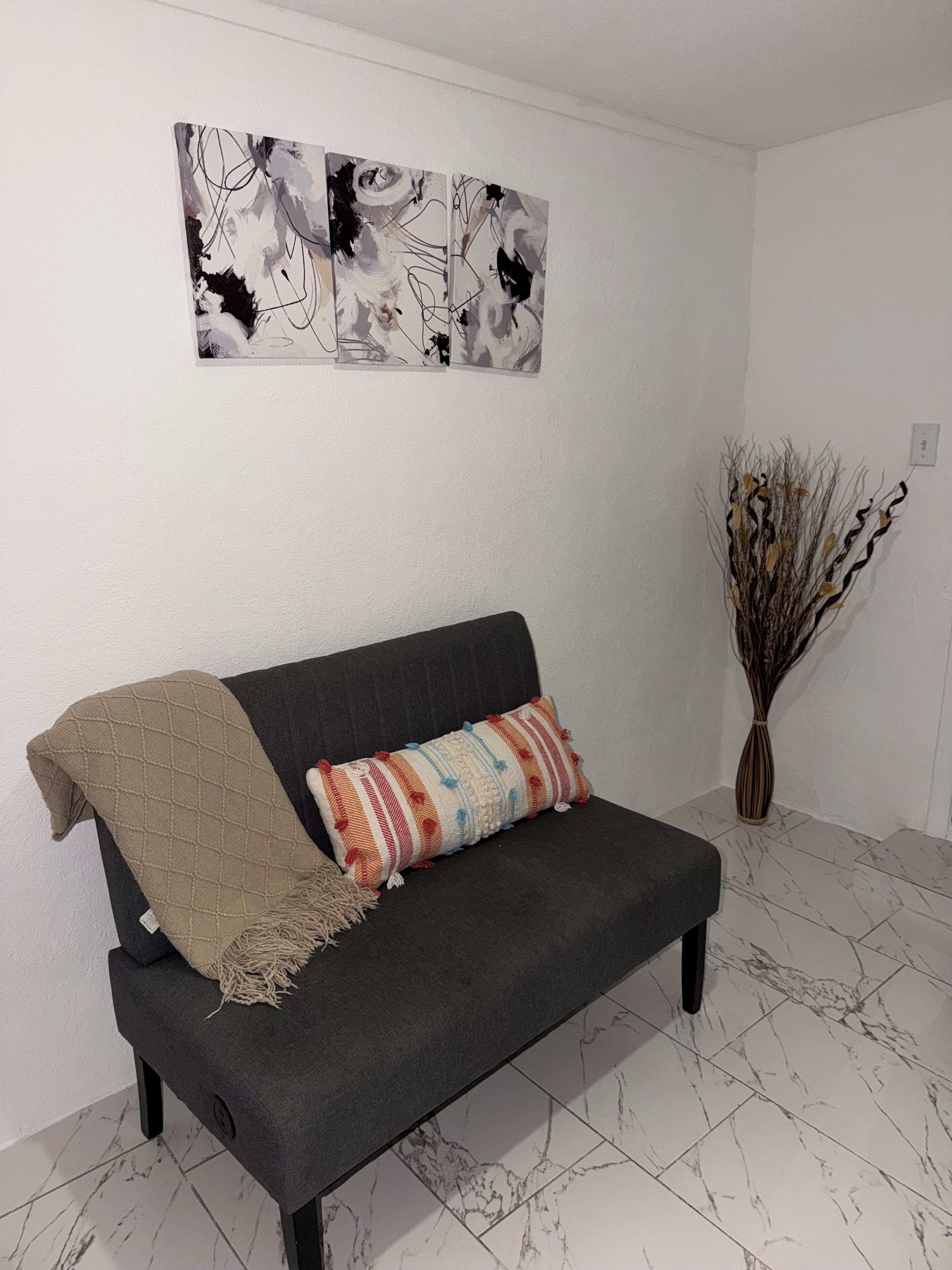 Cozy 1-bedroom Studio In Perfect Tampa With Ac - Aéroport de Tampa (TPA)