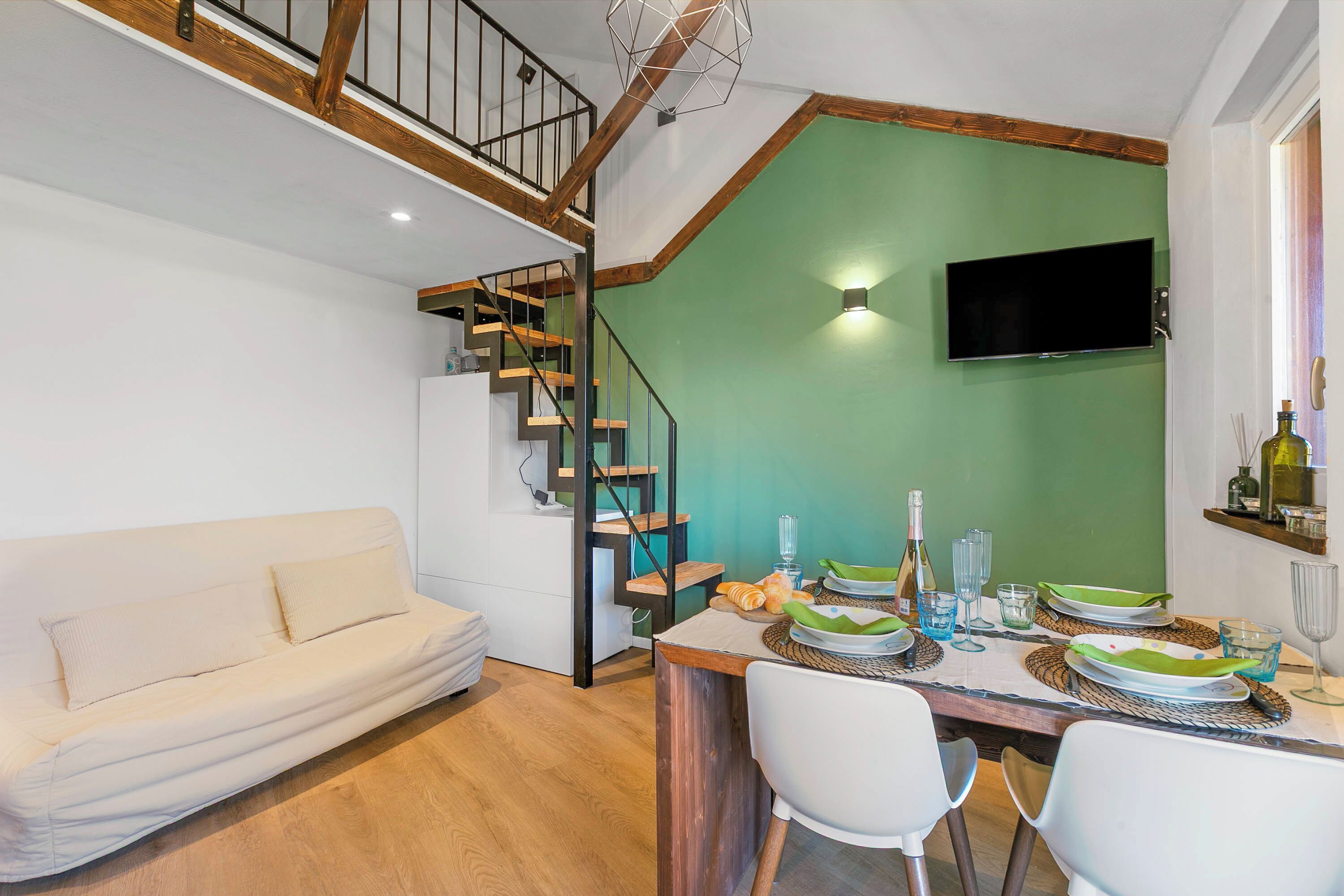 La Chicchetta Balcony & Mountain Views, Sauze D'oulx, Italy - Sauze d'Oulx