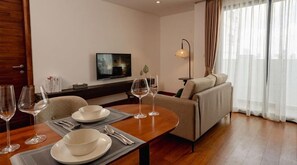 Suite Executiva, varanda, Vista para a cidade | Sala de estar