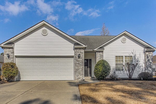 Pool Access & Pond Views: Longs Home Near Golf! - South Carolina