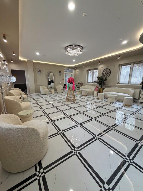 Sawei Urban Hotel - Craiova