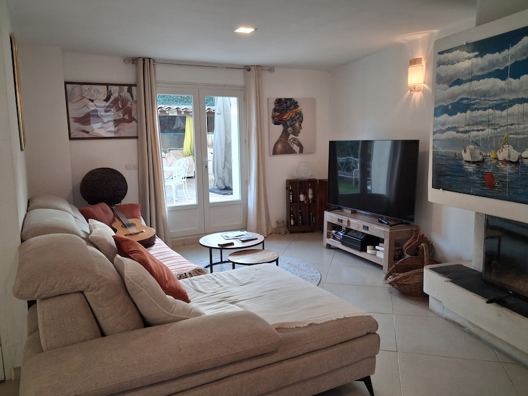 Jolie Maison De Ville\nanimaux Acceptés - Les Arcs