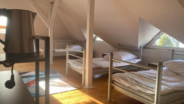 House Of Binici - Varsovia